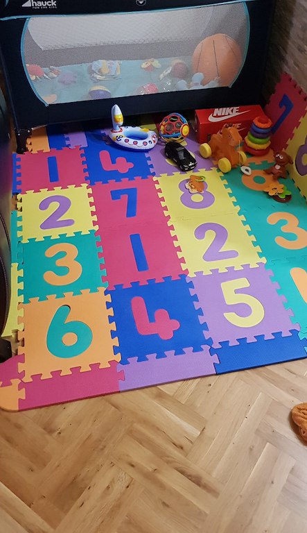 Sundjeraste puzzle za pod