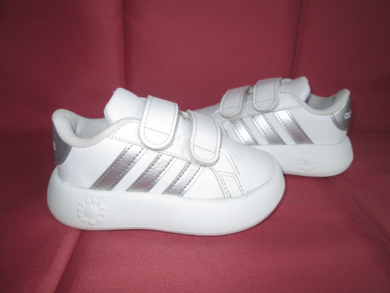 PATIKE "ADIDAS BUBBLE COMFY 23 kao nove