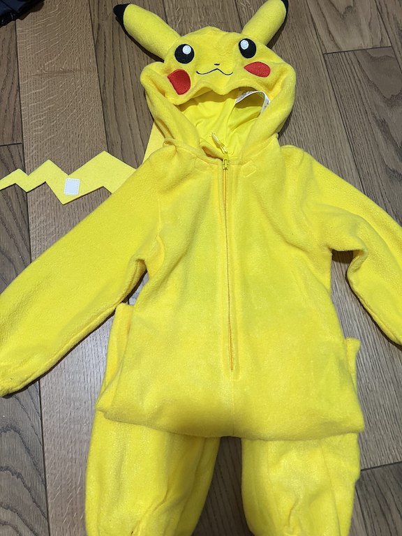 Pikaču kostim