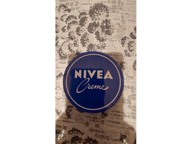 Limena kutija Nivea- Neva Zagreb Yugoslavia