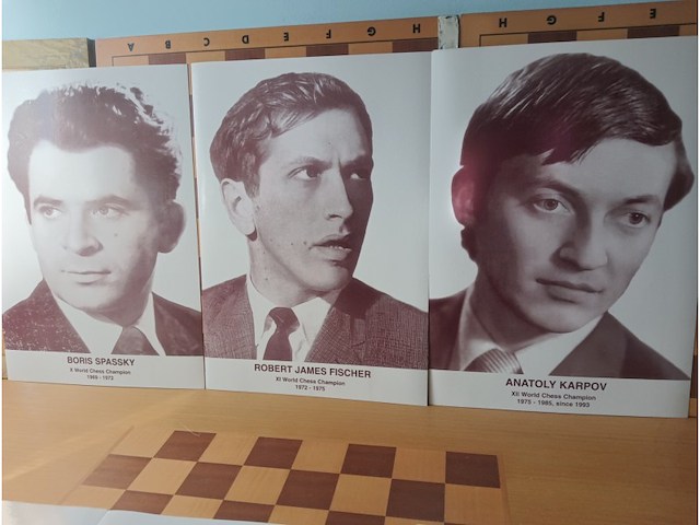 WORLD CHESS CHAMPIONS 1886 - 2007 (komplet)