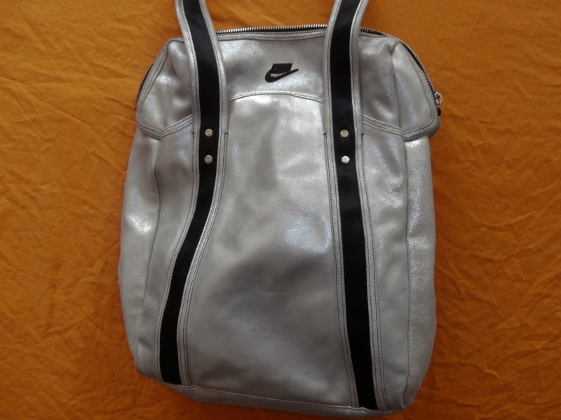 Nike - VRH torba !!!!!