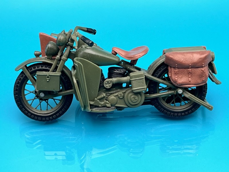 1:18 MAISTO Harley-Davidson Military [MX-22]