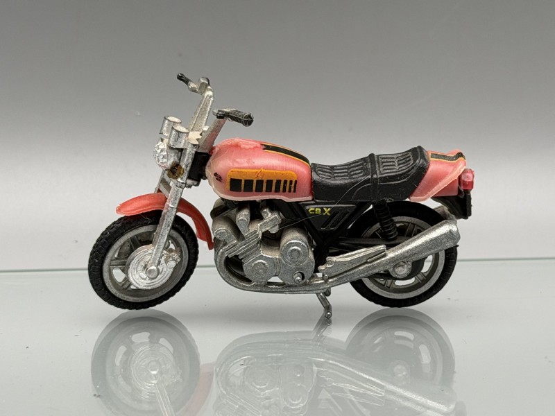 1:24 Honda CBX 1000 [MX-14]