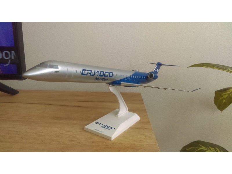 Avion Bombardier CRJ-1000 next generation