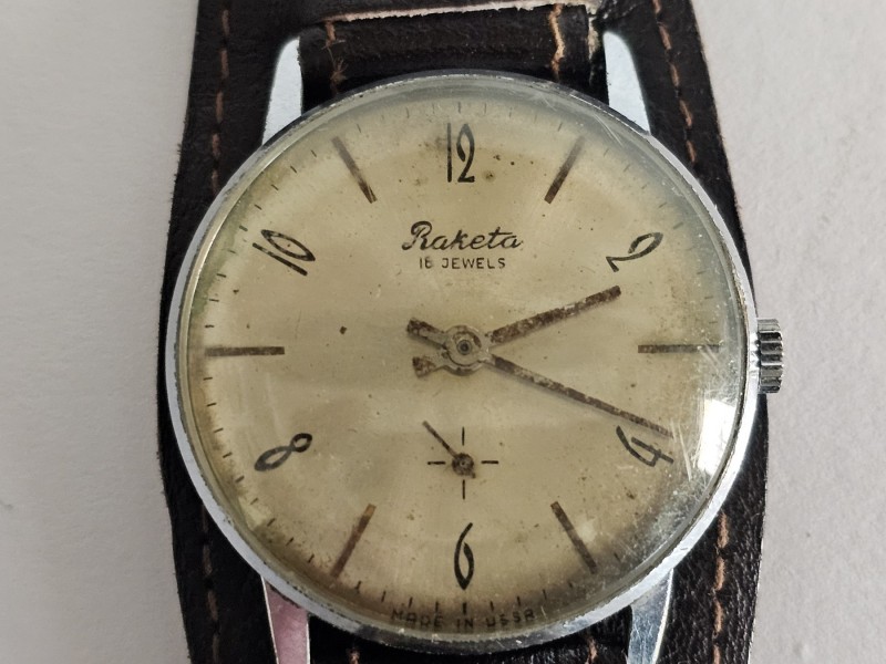 Raketa --Vintage --Br.85