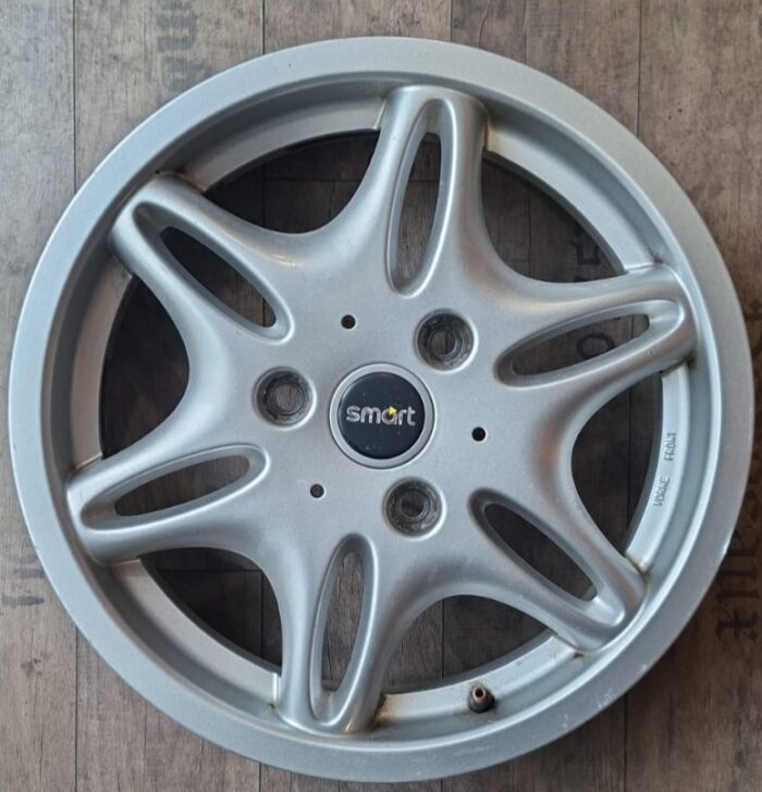 Smart 4×15 3/112 ET27;5,5×15 3/112 ET-1