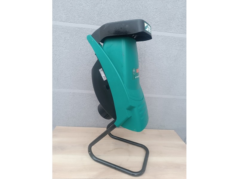 bosch seckalica za granje axt rapid 2200