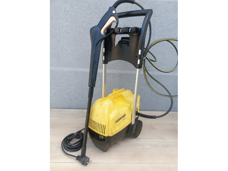 Karcher 330 Visokopritisni perač