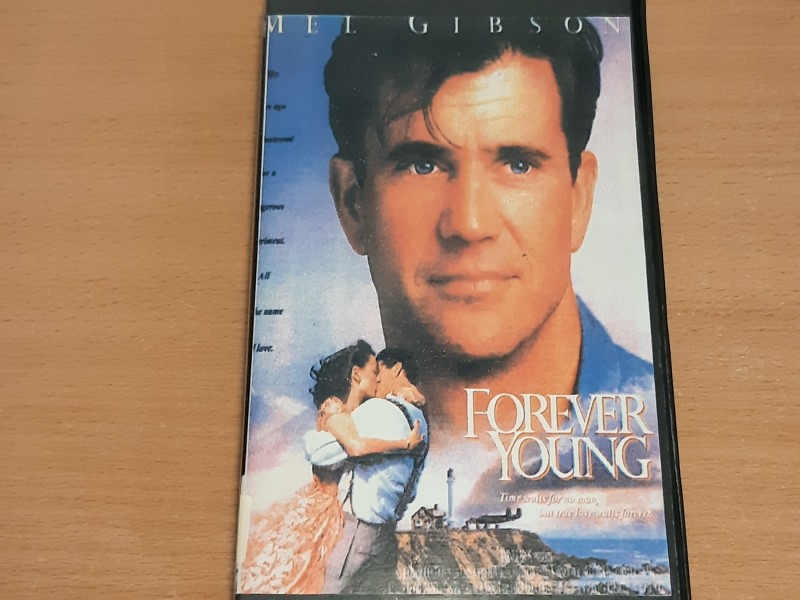 VHS - Zauvek mlad (Mel Gibson) - Forever Young