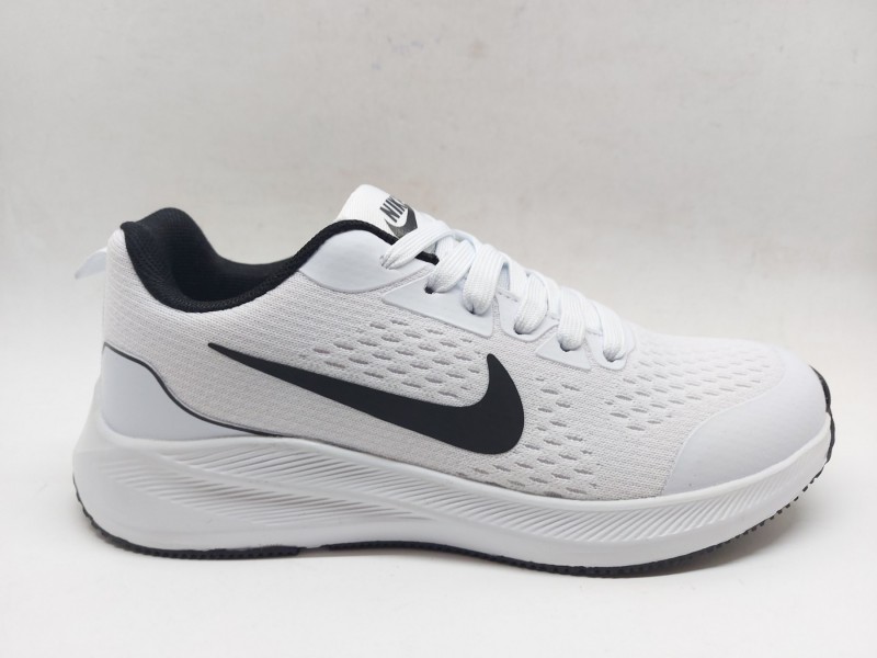 Nike Patike Muske vel 41-26cm