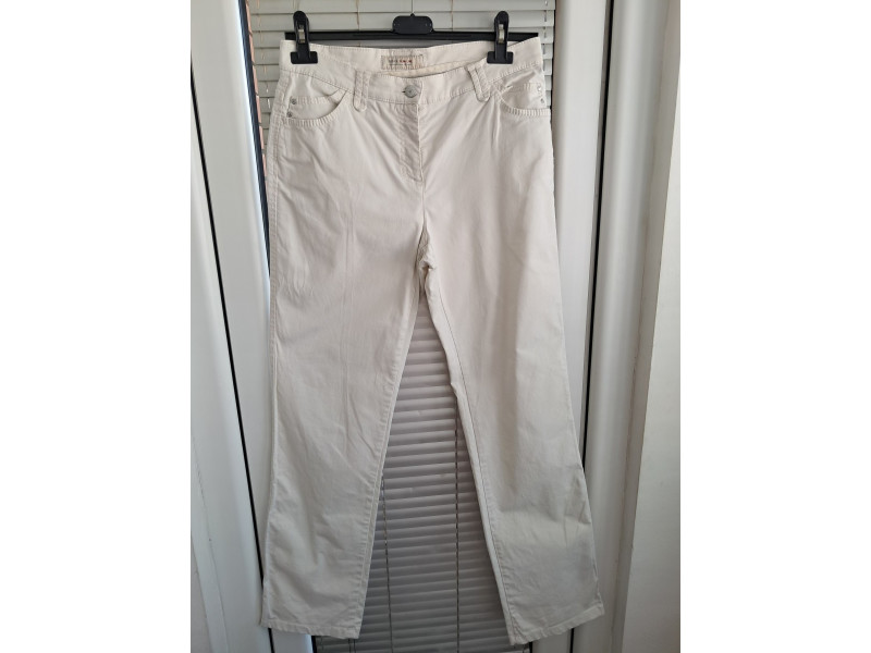 BRAX nezno bez pantalone vel 38