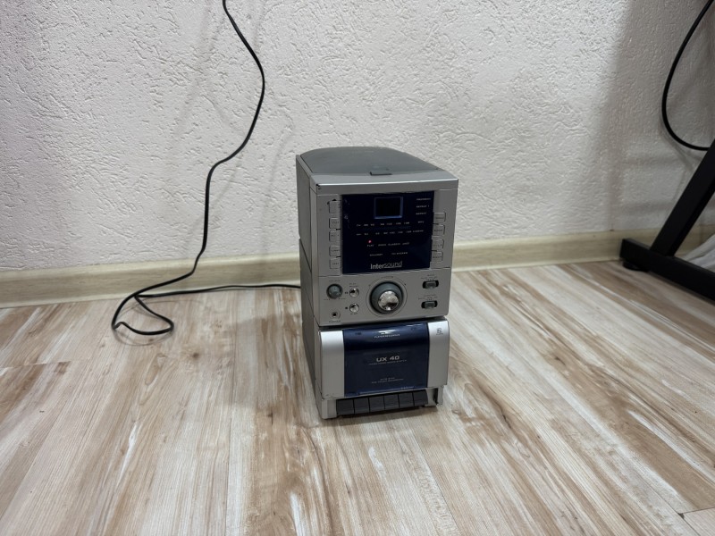 Intersound UX40 mini linija