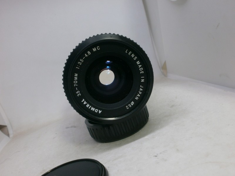 Admiral 35-70mm f3.5-4.8 MC OM mount