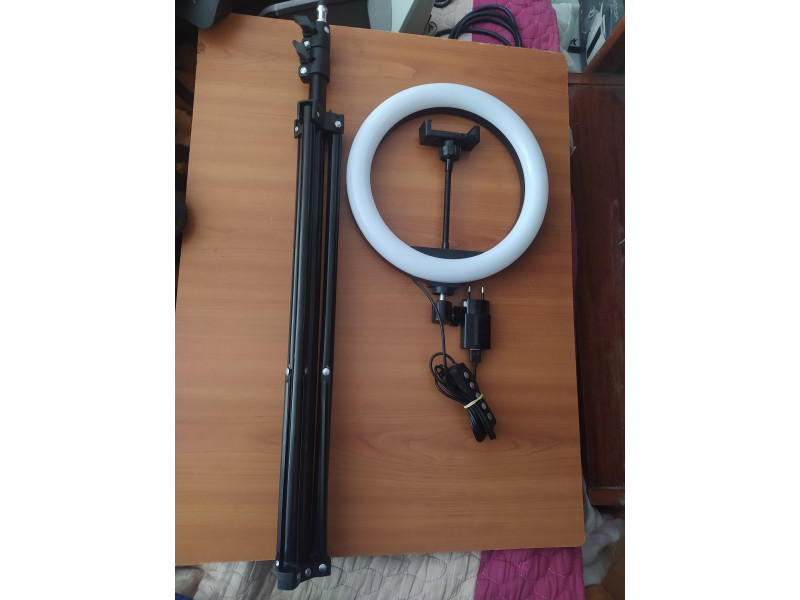 Ring light(Selfi ring)lampa 25cm sa stalkom.