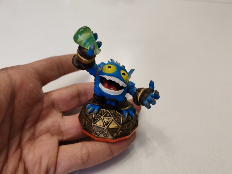 Skylanders Light Core Pop Fizz