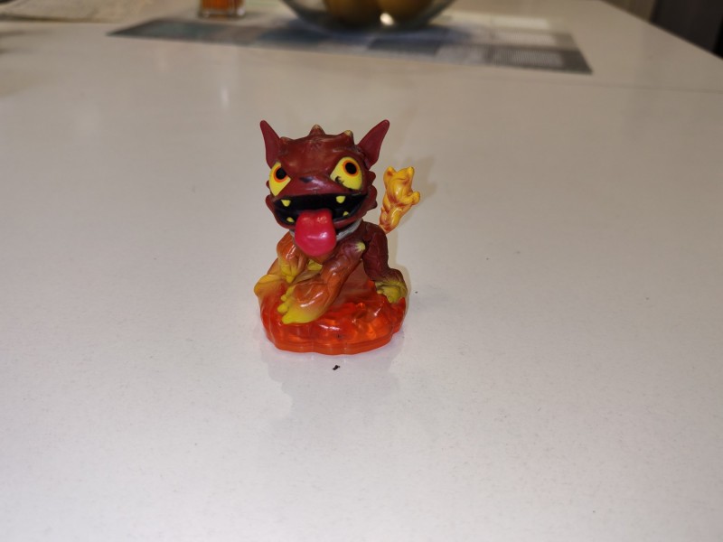 Skylanders Hot Dog Koa Nov