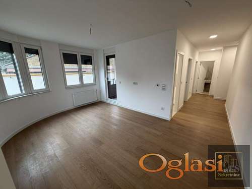 Trosoban stan 56 m², Telep, Useljivo!