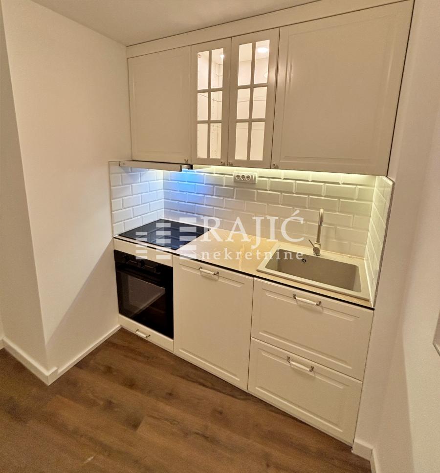 Centar,Fruškogorska 55m2,2.5 -luks renoviran #4490
650 €