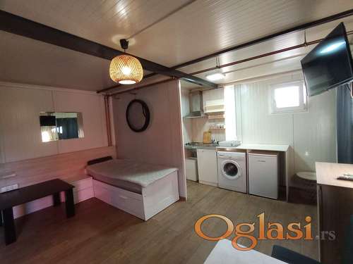 Novi Sad, Petrovaradin, 250 EUR