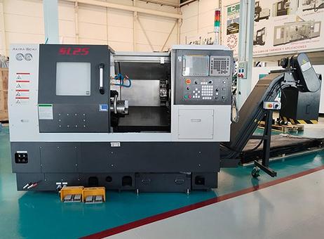CNC strug AKIRA SEIKI SL25