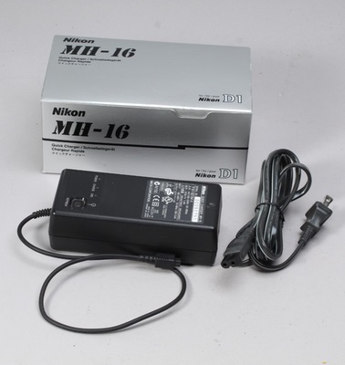 NIKON MH-16 Quick Charger