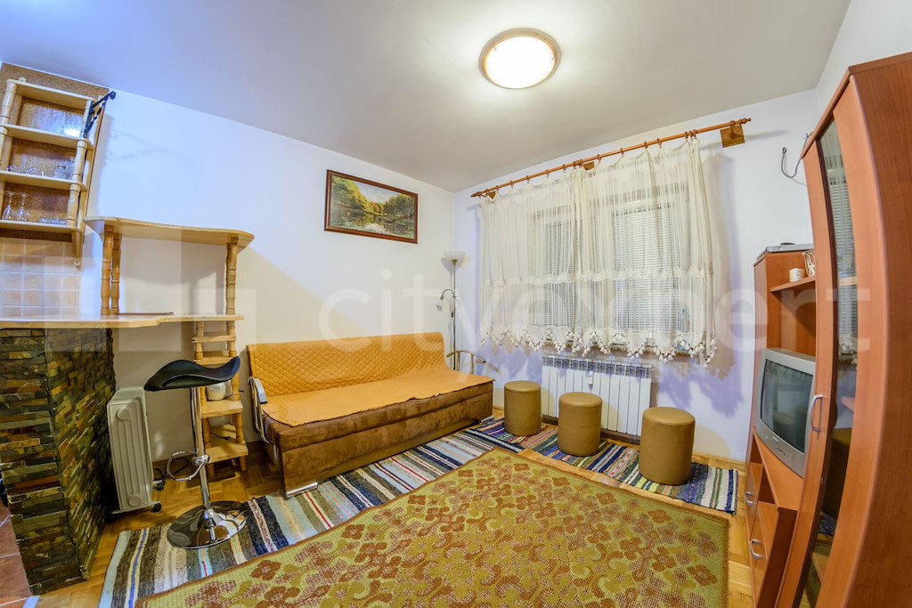 Stan za izdavanje BEZ PROVIZIJE: Garsonjera, 22m², Đorđa Kratovca, Voždovac - 350€