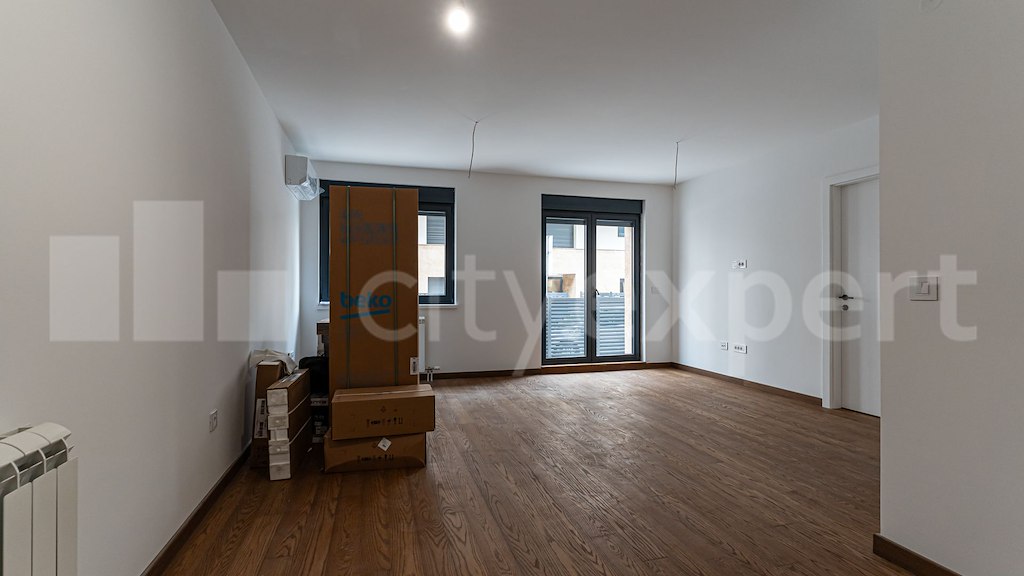 Stan za izdavanje BEZ PROVIZIJE: Dvosoban, 48m², Primorska, Palilula - 650€