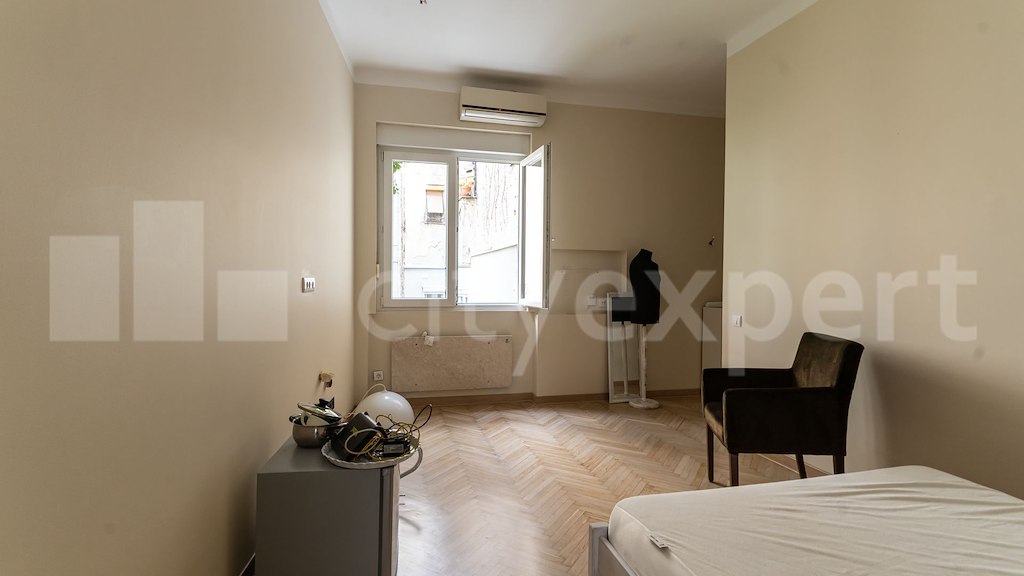Stan za izdavanje BEZ PROVIZIJE: Garsonjera, 25m², Gundulićev venac, Stari grad - 500€