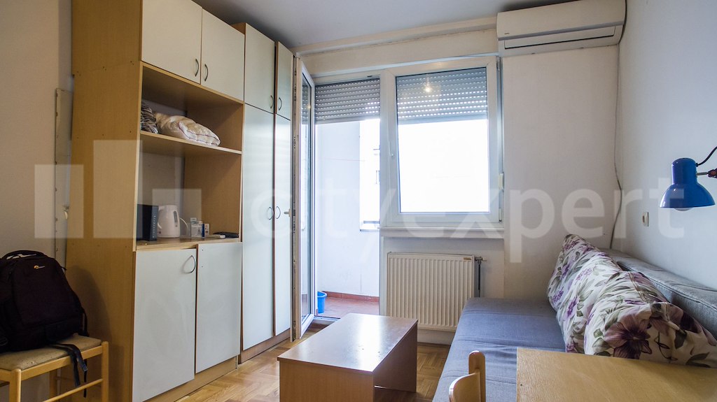 Stan Izdavanje Novi Sad Bez skrivenih troškova - 30m², Bore Prodanovića, Novi Sad - 300€