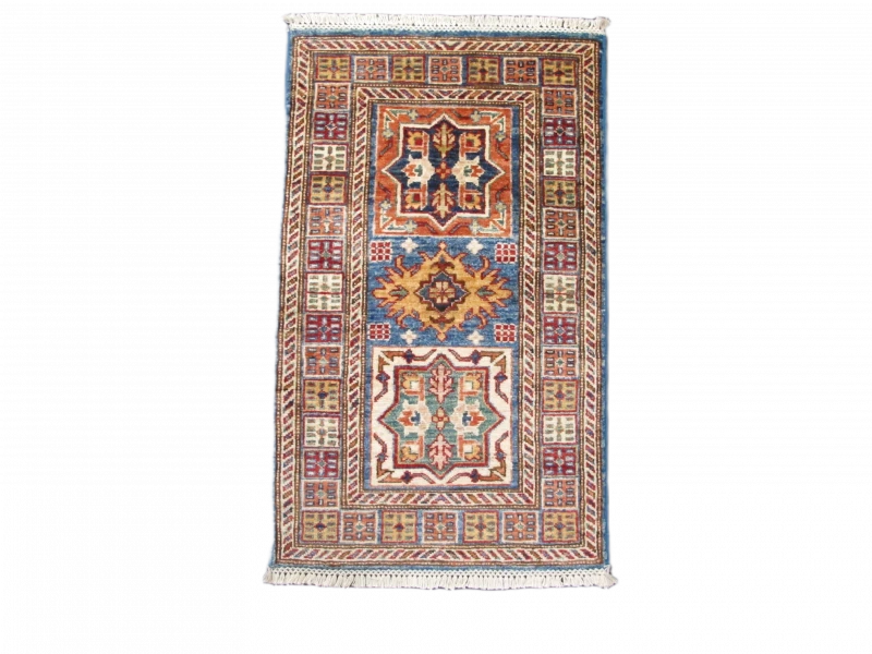 Kazak Exclusive
Dimenzija: 98 x 61 cm