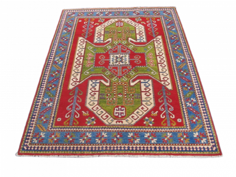 Kazak
Dimenzija: 202 x 159 cm