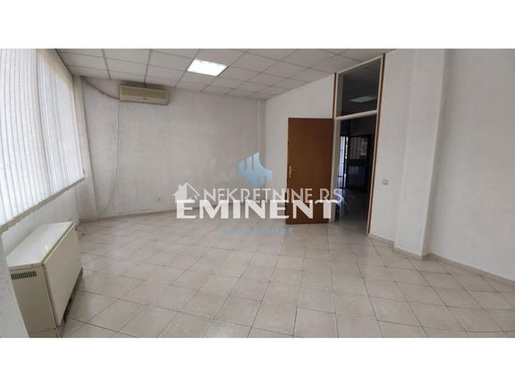 Novi Beograd, Blok 28, Bulevar Arsenija Čarnojevića, Poslovni prostor, 80m2, 950 EUR