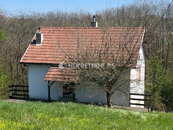 Prodaje se kuća u Loznici