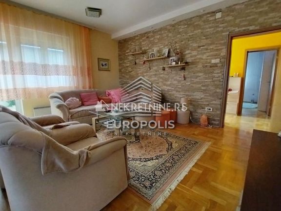 Moderna kuća na Ledinama–kvalitetna gradnja,232m² ID#8340