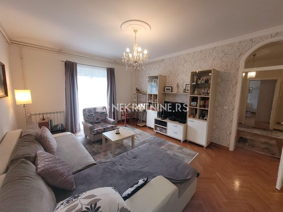 Zemun, Altina, Oskara Daviča, 75m2 ID#35597