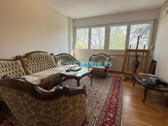 Novi Beograd, Blok 11, Hotel Jugoslavija, Bulevar Maršala Tolbuhina, 3.0 stan, 90m2, 900 EUR