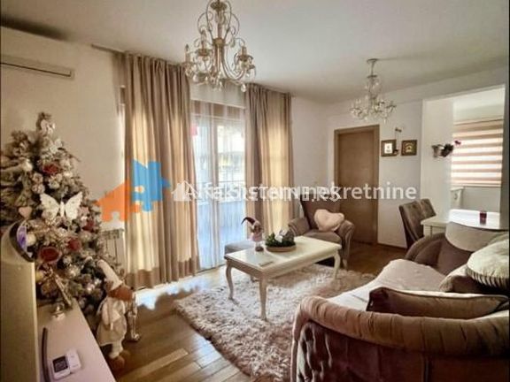 Zvezdara, Kluz, 3.0 stan, 55m2, 700 EUR, ID 52674