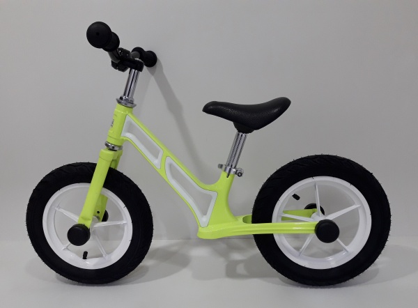 Balance bike od magnezijuma - Bicikla za decu sa gumama na naduvavanje, zelena