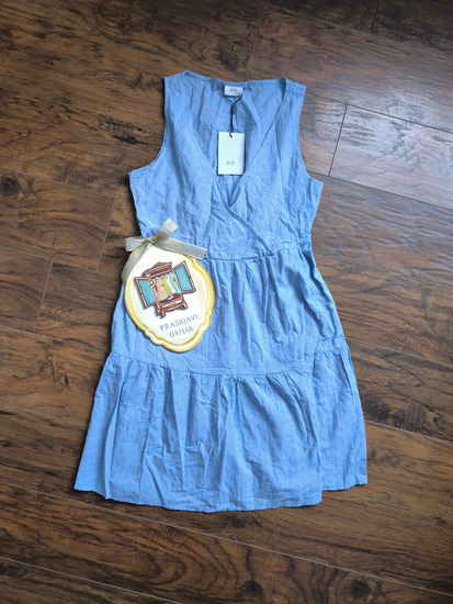 Nova haljina sa etiketom