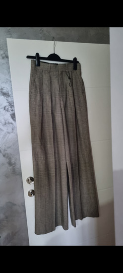 Zara pantalone