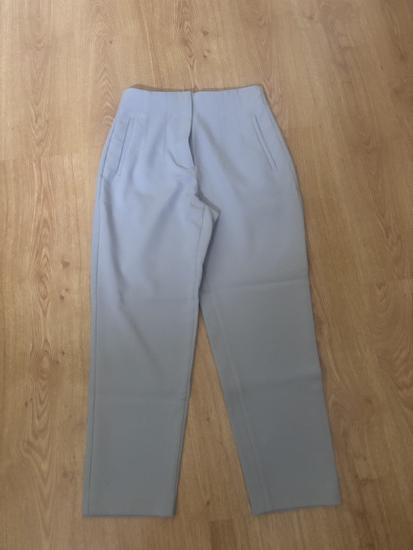 Zara elegantne pantalone