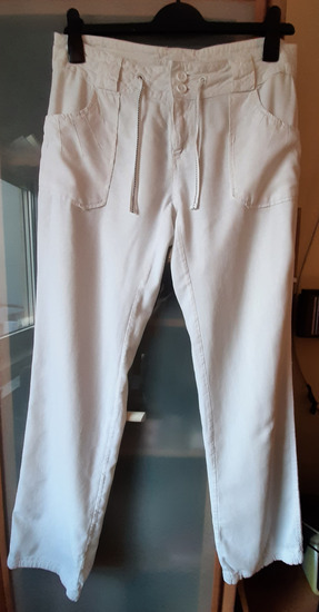 Bele tanke pantalone 40