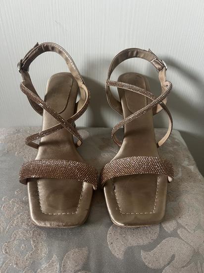 Rose gold sandale