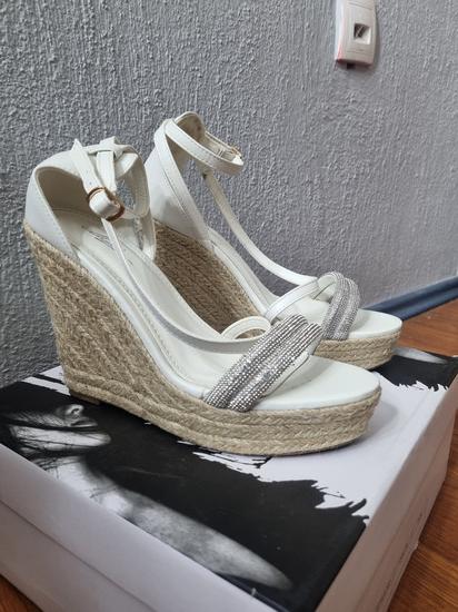 Sandale na platformu
