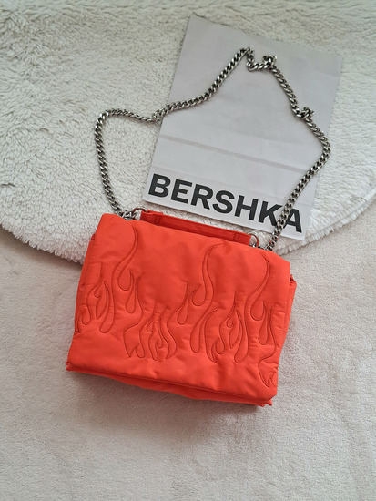 Bershka torba