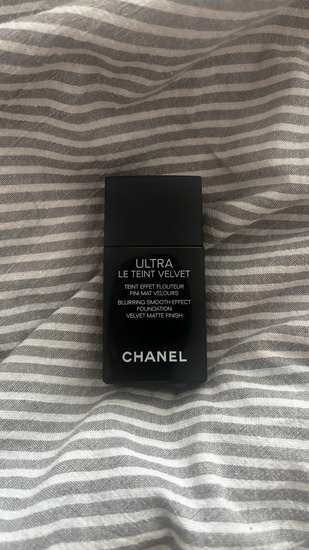 Chanel Ultra Le Teint Velvet