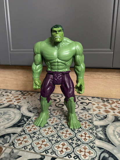 Marvel Hasbro Hulk visine 30cm - polovno