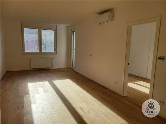 Odmah useljiv dvosoban stan – 55 m²-Liman 4