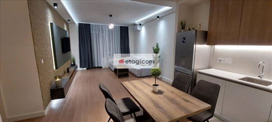 Dvosoban Bw, top lokacija, 58m²
